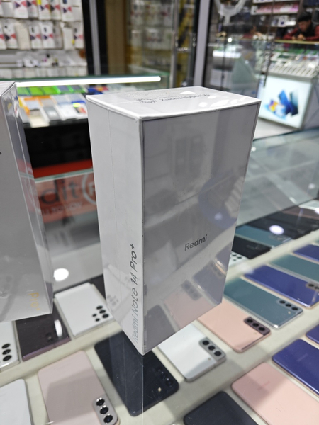 Redmi Note 14 pro+ v nalichi