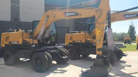 Экскаватор колесный SANY SY155W