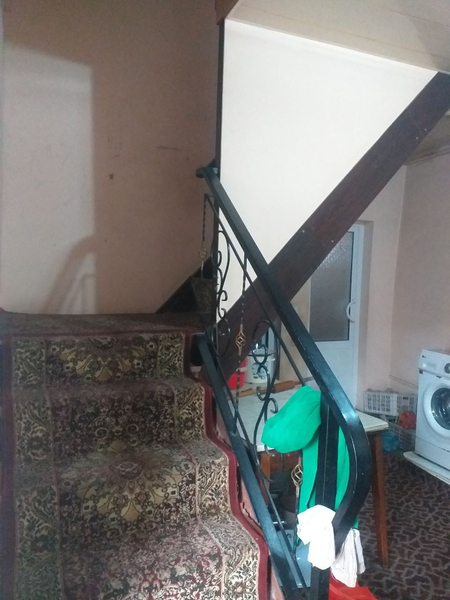 Uy sotiladi Olmazor tumanida