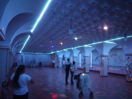 Roller club sotiladi