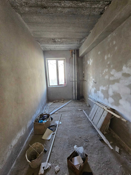 Продаётся 2х комн квартира на 1 этаже Ор-р Маслозавод