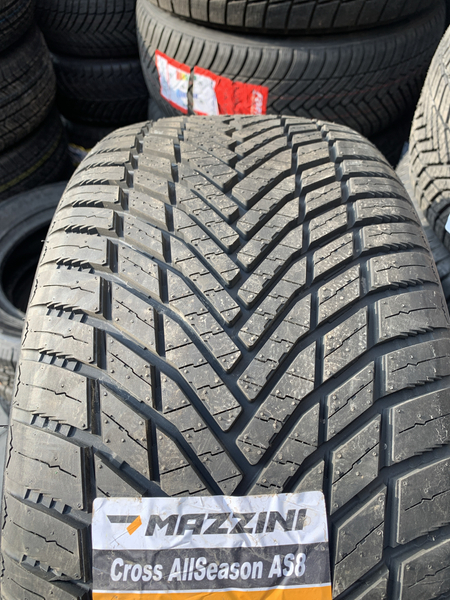 mazzini cross  r18  hyundai kia