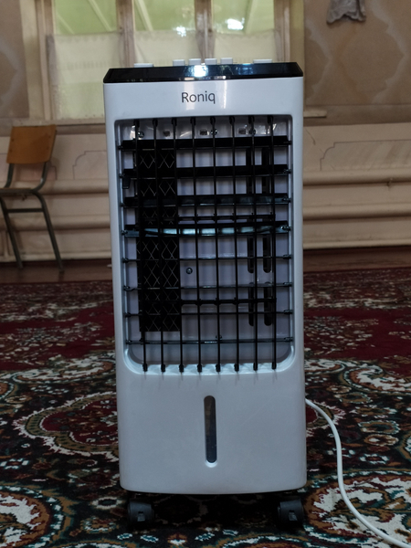 Roniq mini konditsioner sotiladi.