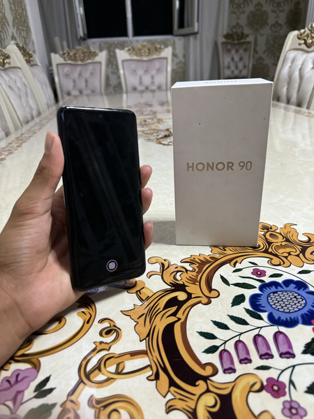 Honor 90 16/512gb