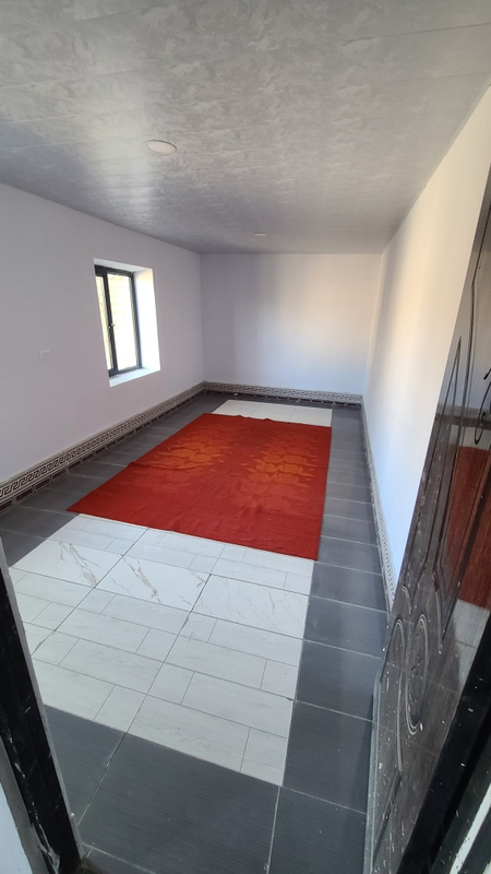 Hovli sotiladi 5xona tashgres