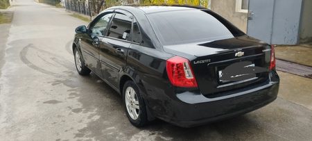 Лассети 1.8 автомат 1.6 2009года
