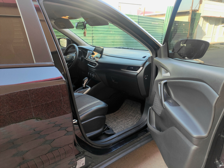 Chevrolet Tracker 2 LTZ plus 23 чёрный