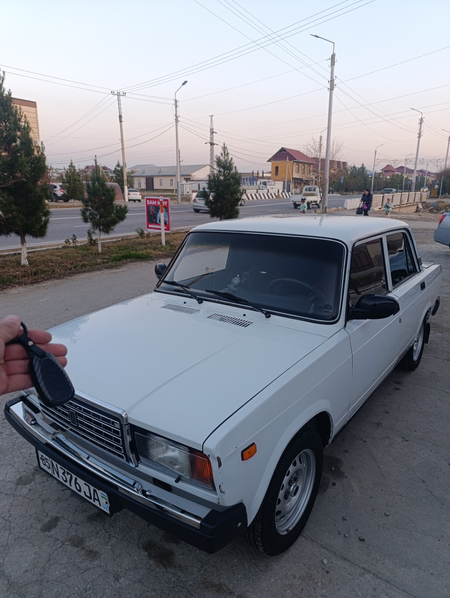 2107 sotiladi harajatsiz metan/benzin