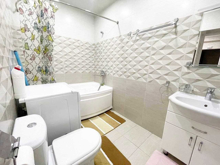 Продается квартира на Ц-5, 2х комнатная, 3 этаж, Ориентир: Дафна