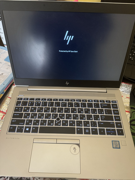 Hp notebook pashte yangi