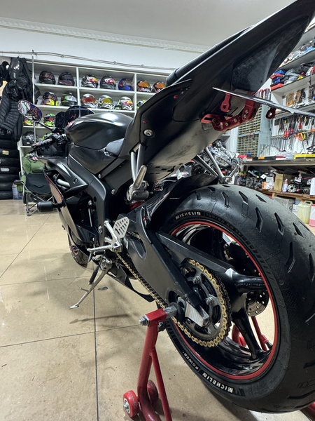 Yamaha R6 2009 год идеал очен много тюнинга