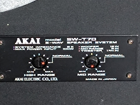 Колонки Akai sw-t70.