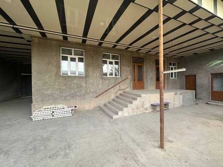 Срочно продаётся дом в районе Хасанбай
