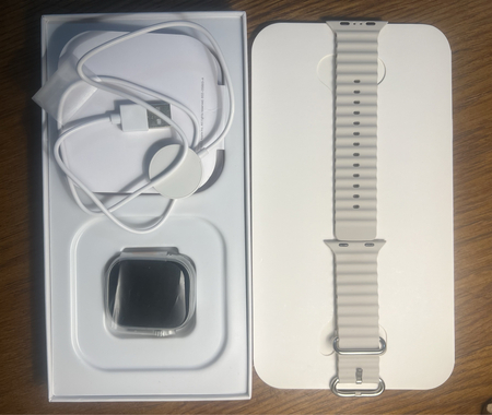 Apple watch ultra 49mm Titanium MQF93CH/A