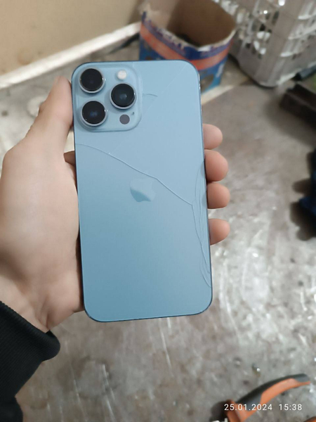 Iphone xr 13 pro korpusda