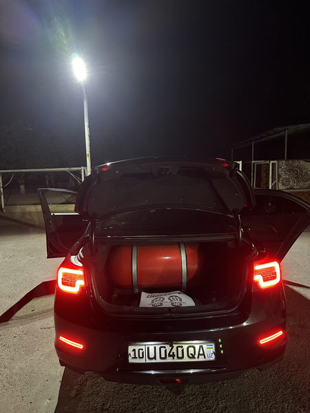 Malibu1AT 3 2012/2016 qora gazi bor 100tali metan