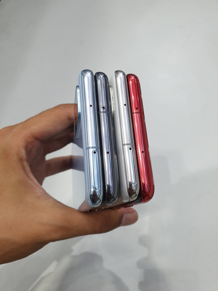 Samsung Galaxy S20 PLUS. OzU 12/256 GB Snapdragon 865. Garantya bor