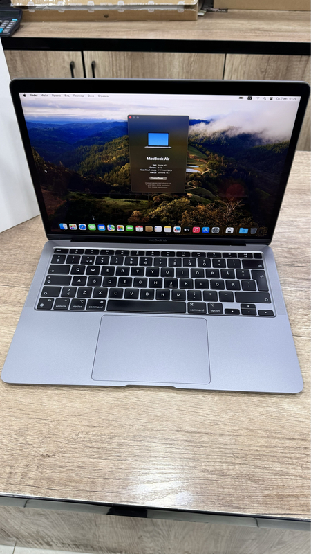 MacBook Air 13,6-inch M1/8/256GB