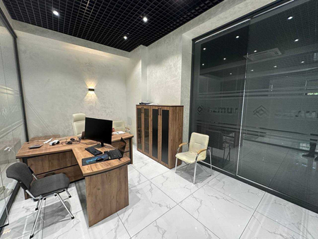 Сдам Офис 270м² Евроремонт, В доль дороги, ЖК PARISIEN, Центр
