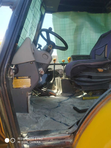 Экскаватор погрузчик JCB 4CX 14H2WM