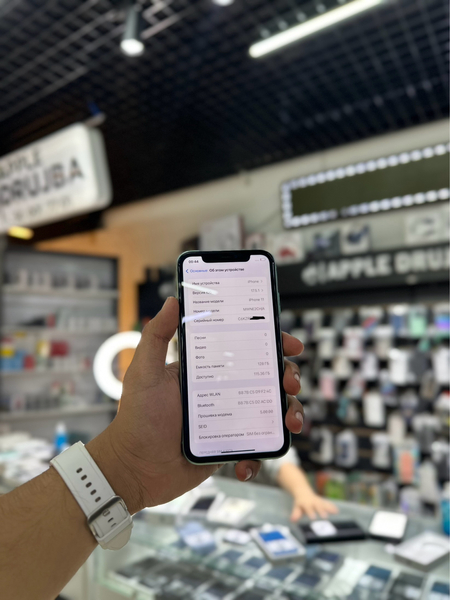 IPhone 11 ideal holatda