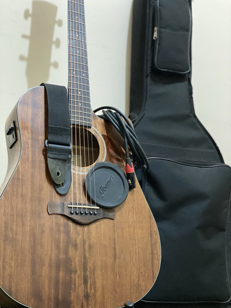 Продаются акустические гитара Ibanez