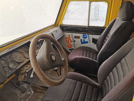 Автомобиль Луаз 969M