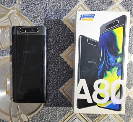 Телефон Samsung A80