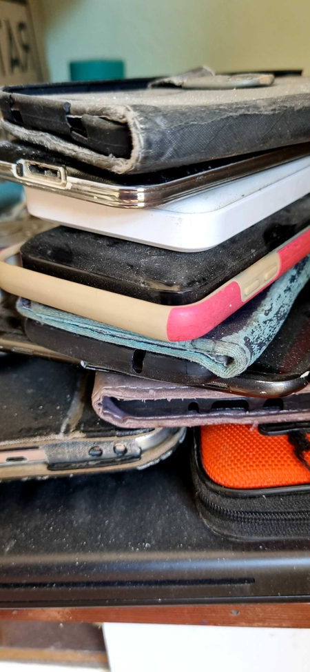 Сотовый.  SAMSUNG