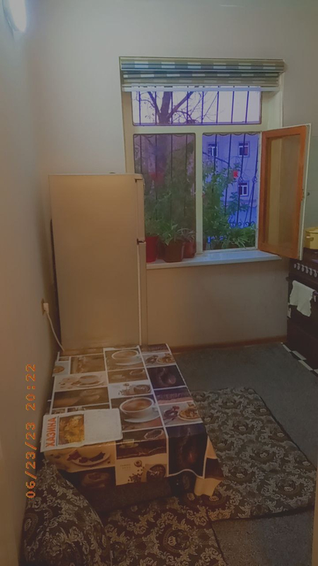 Uy sotiladi 2 xonali 4-qavat