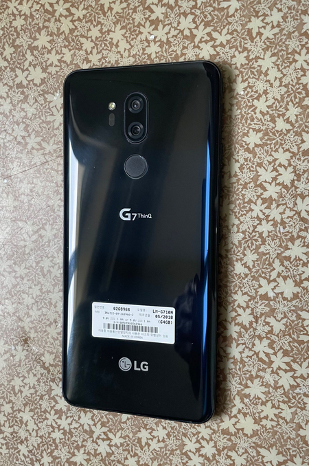 LG G7 64Gb black