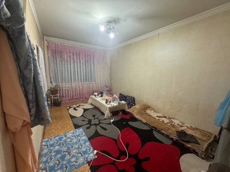 _ Чиланзар 14кв 2хонали квартира сотилади срочна