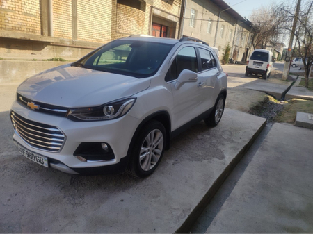 Tracker 1 Premier
