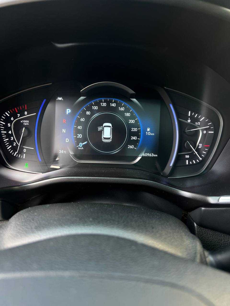 Продается машина срочно  иномарка ХЮНДЕЙ(HYUNDAI)