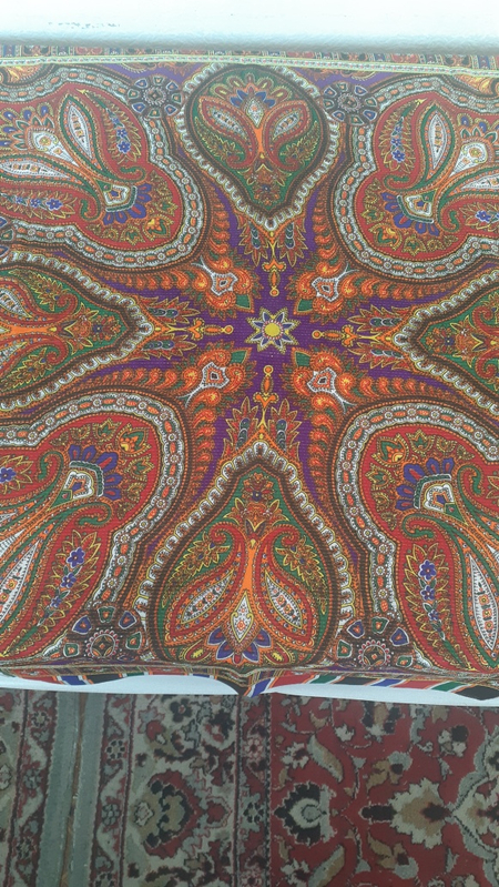 Платки новые шерстяные