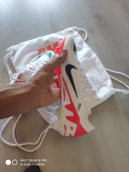 Butsi Nike Air Zoom 42