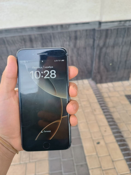 iPhone 8 plus 64 gb black full