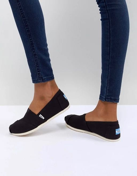 Обувь на лето от TOMS