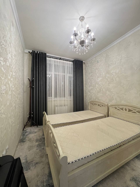 Продаётся квартира. 3/3/9. ЖК: Golden House. Ор: Карасу Евроремонт