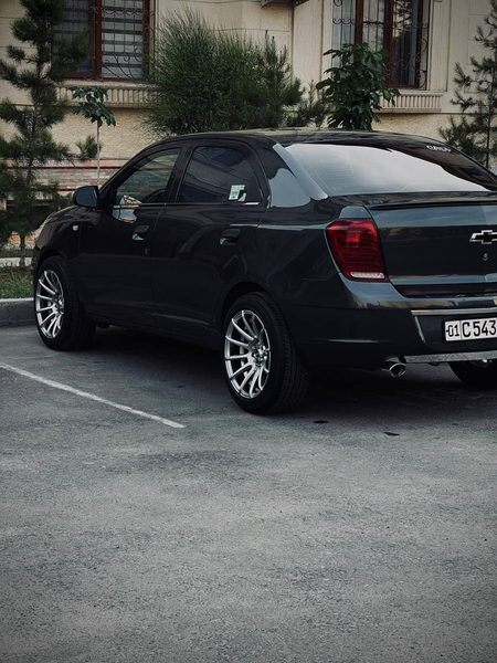 Автомобиль cobalt