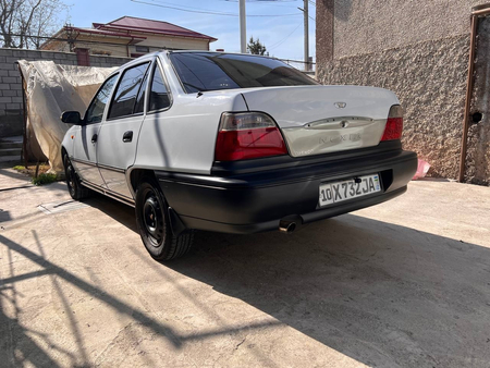 Nexia 1. 2001 yil xolati ideal.