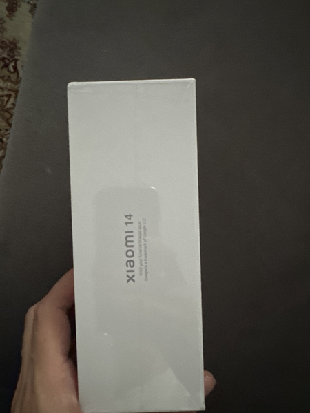 Xiaomi 14 12/256gb новый не распакованный