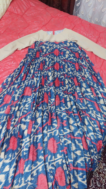 Холати янги 150$