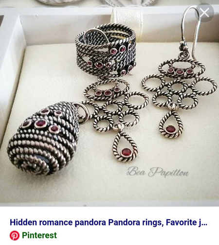 Подвеска Pandora. Коллекция Hidden Romance