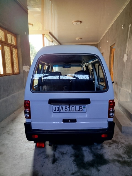 Damas  sotiladi.