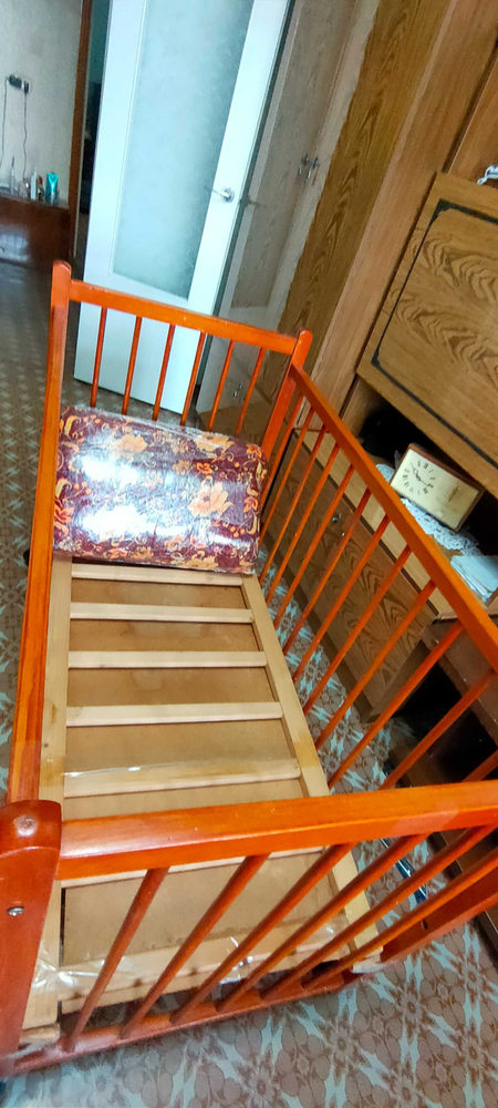 Детская кроватка