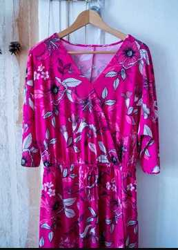 Длинное платье ниже колена, цветочный мотив (миди) р. L/XL (46-50)
