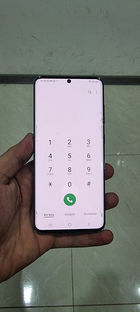 Galaxy S20 / 12/128 GB sotiladi