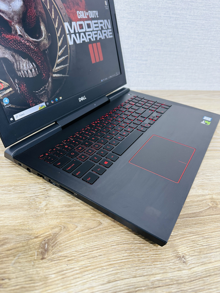 DELL i7-8 Ядерный+GTX1050Ti Идеал состояние, Геймерский ноутбук