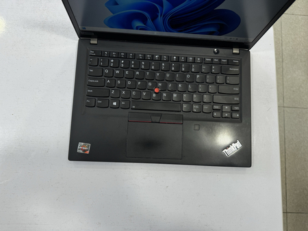 Lenovo thinkpad ryzen 7 pro versiyasi 16/256 dasturlash uchun